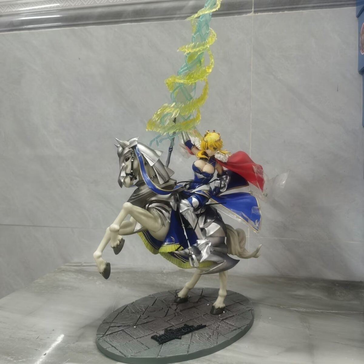Fate/Stay Night Altria Pendragon Cartoon Anime PVC Figure